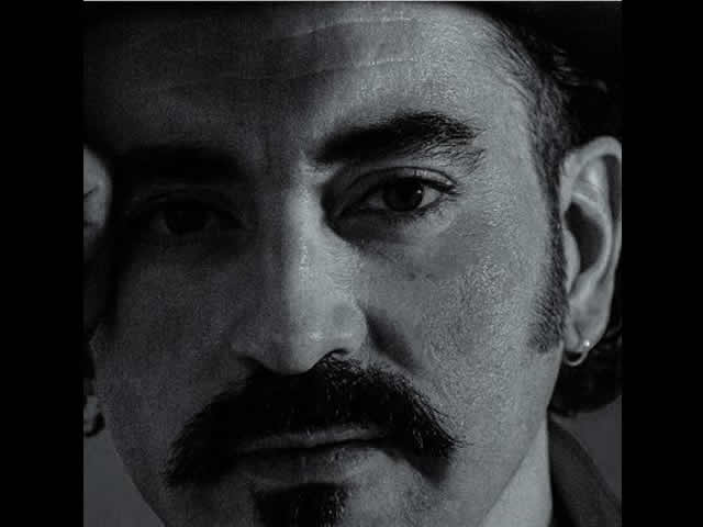 LUIS BACKER :: FUL 35